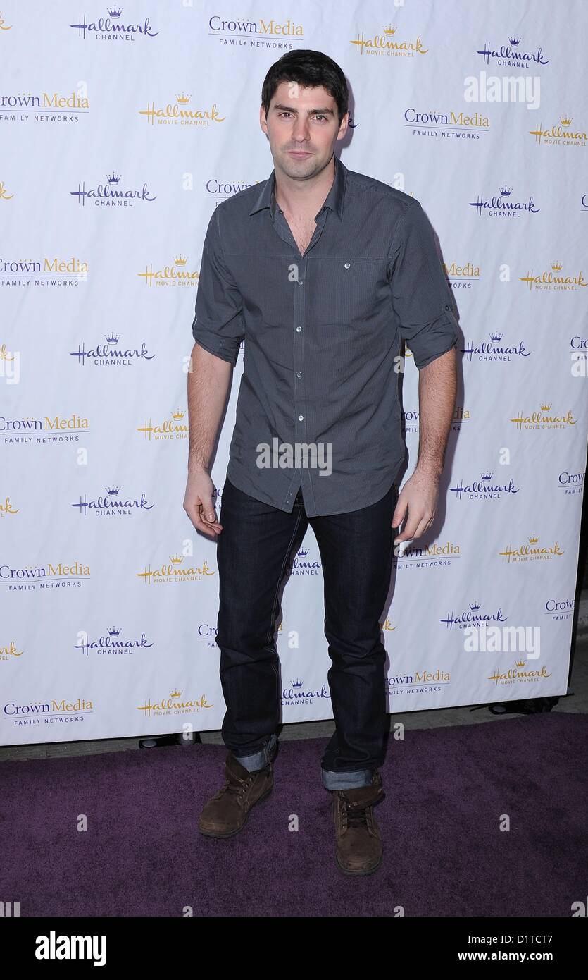 Travis Milne Nearlyweds