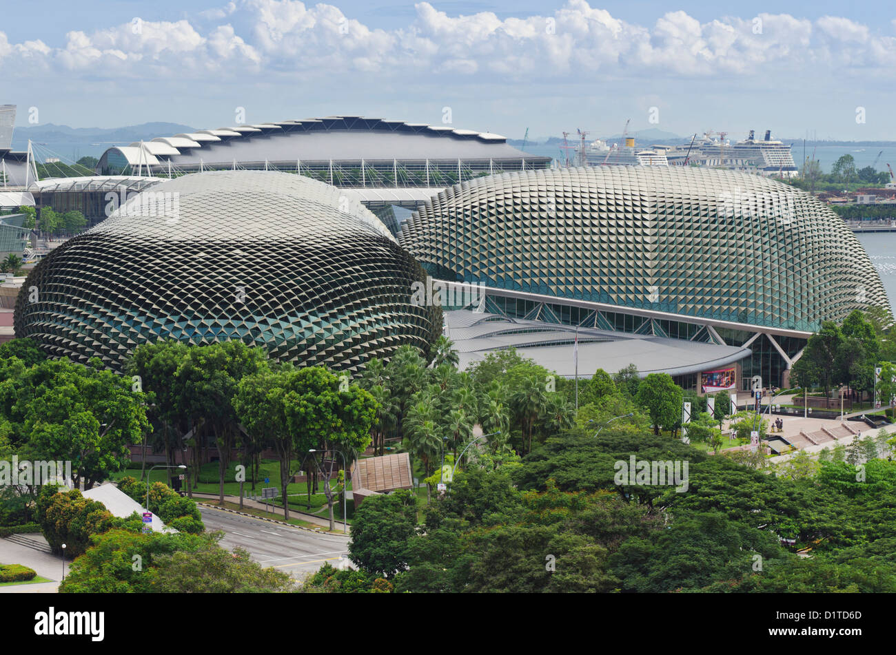Esplanade – Theatres on the Bay, Singapore Stock Photo - Alamy