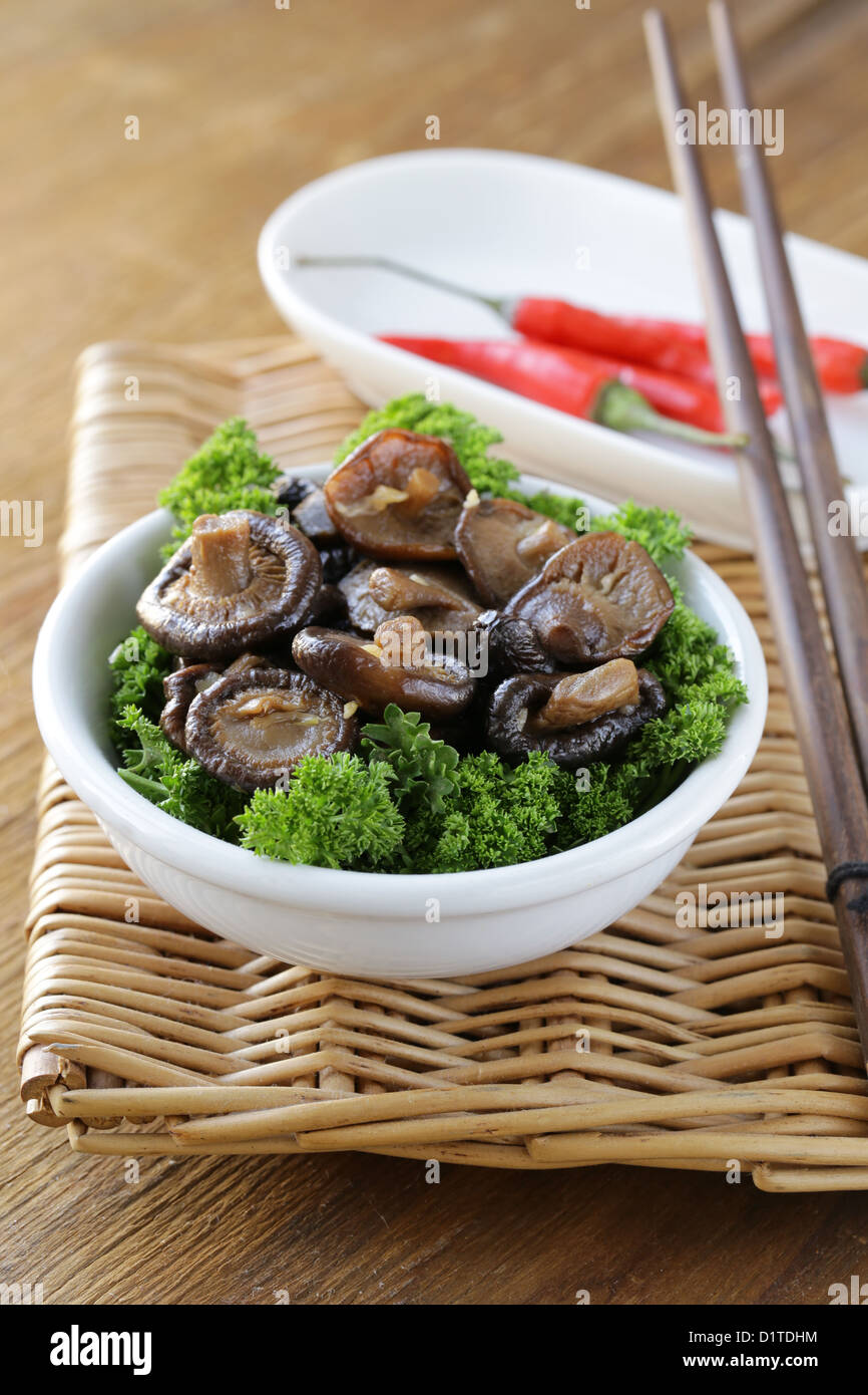 Champignon shiitake hi-res stock photography and images - Alamy