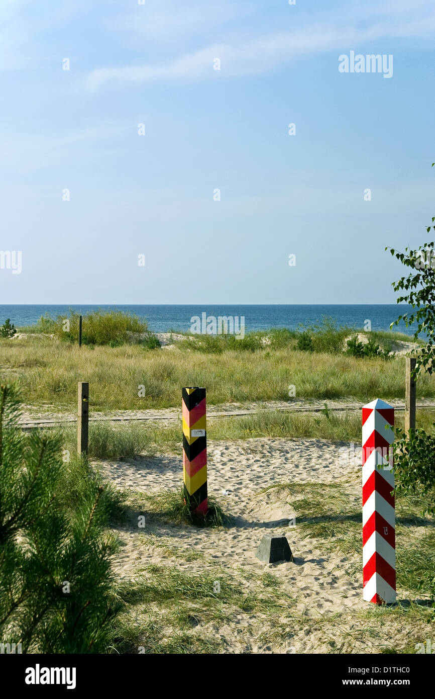 Boundary between colors hi-res stock photography and images - Alamy