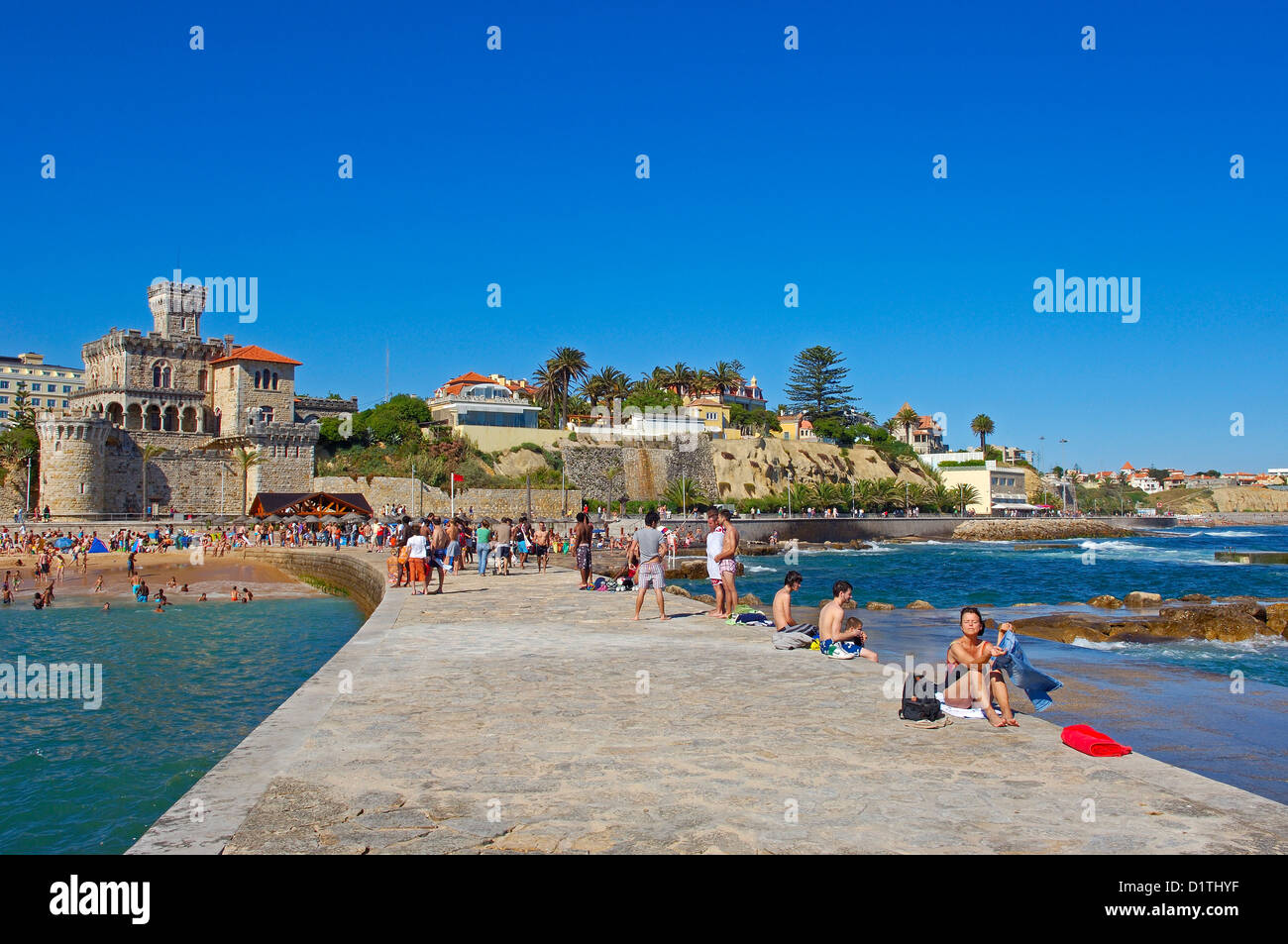 Forte da cruz estoril hi-res stock photography and images - Alamy