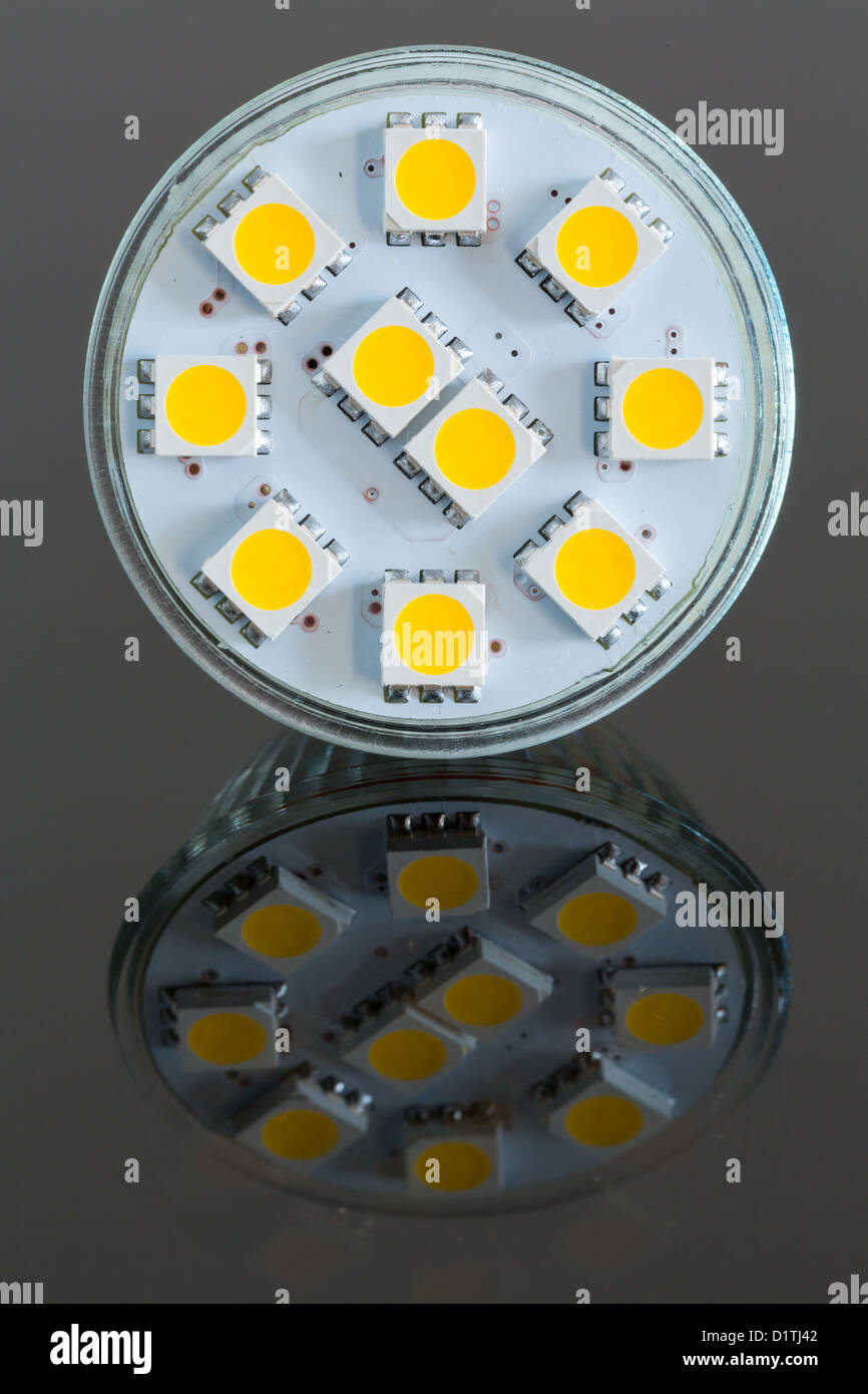 Glass reflector hi-res stock photography and images - Alamy