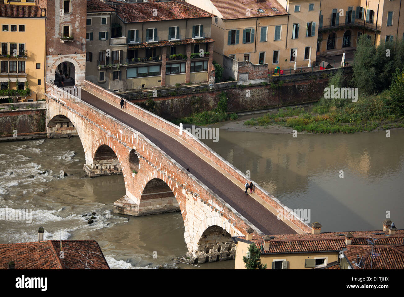 Saint Peter bridge and Adige river in Verona, Italy Stock Photo - Alamy