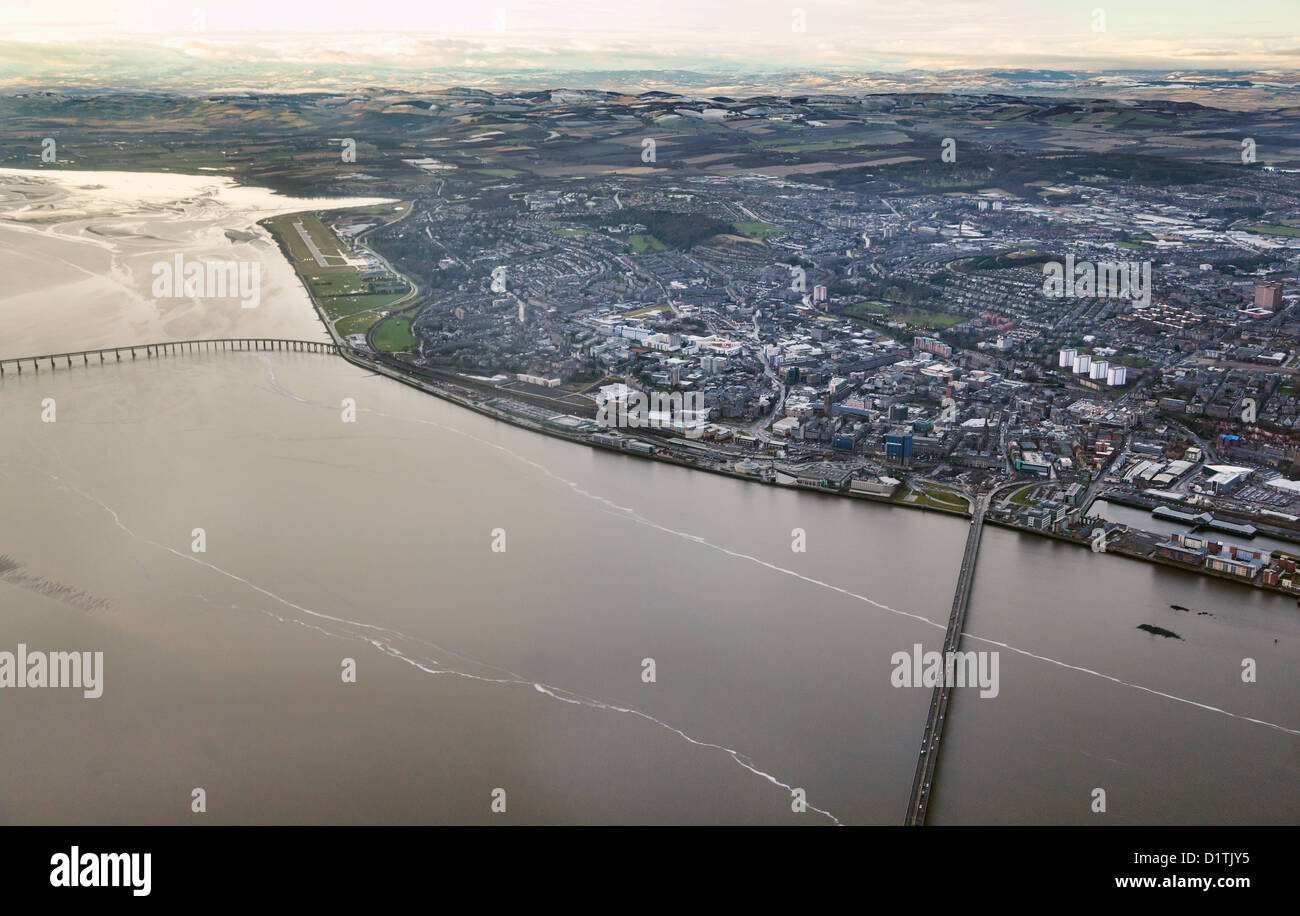 Aerial view dundee river tay hi-res stock photography and images - Alamy