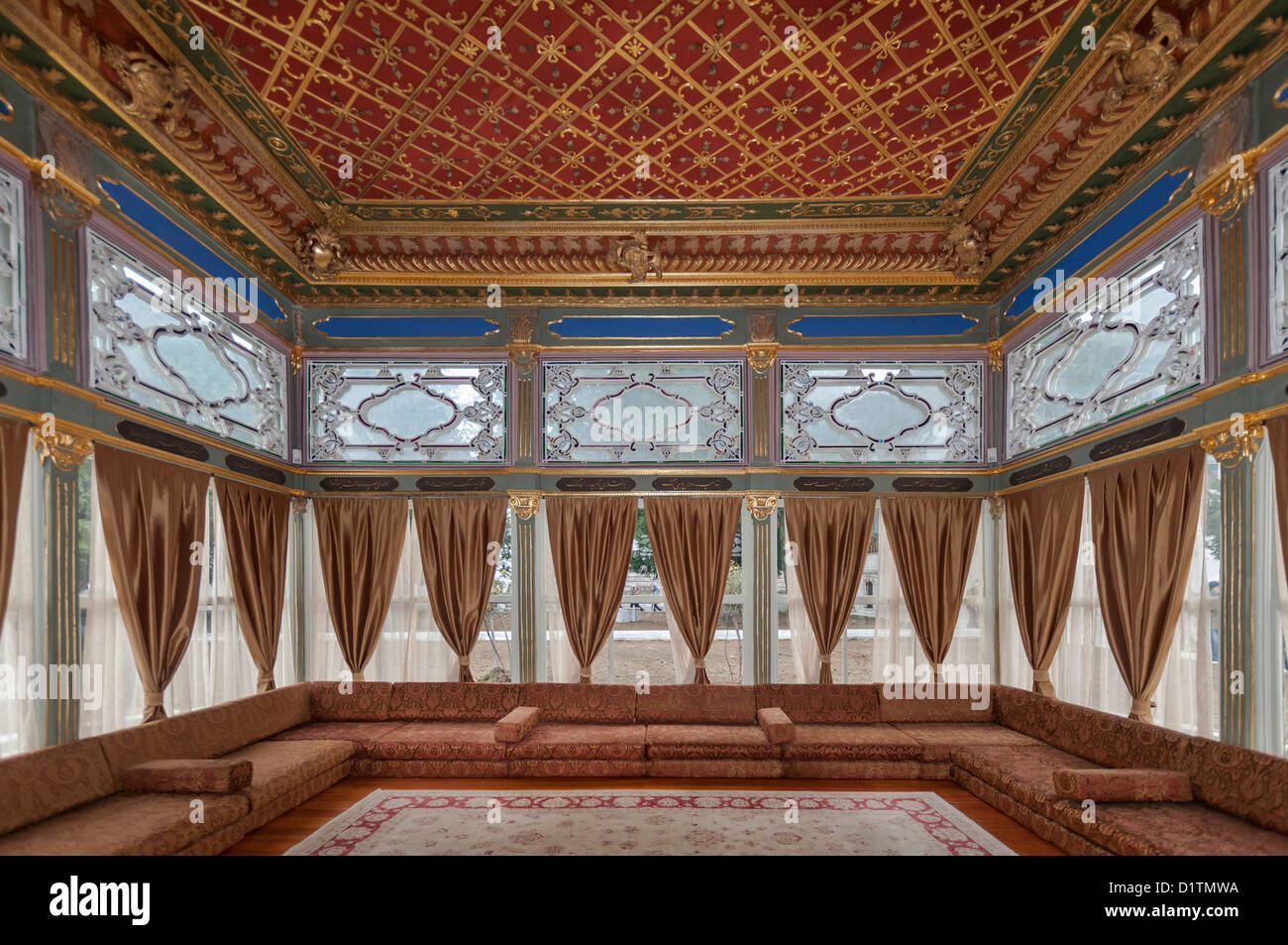 Topkapi palace terrace istanbul turkey hi-res stock photography and ...