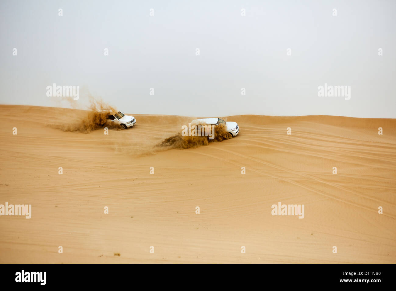 Dubai uae desert hi-res stock photography and images - Alamy