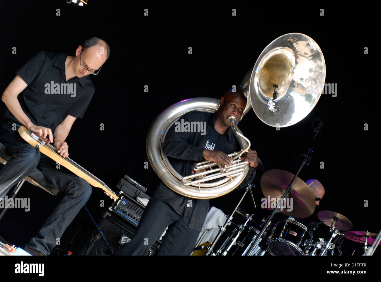 Hazmat Modine - a musical group from New York, USA performing at ...
