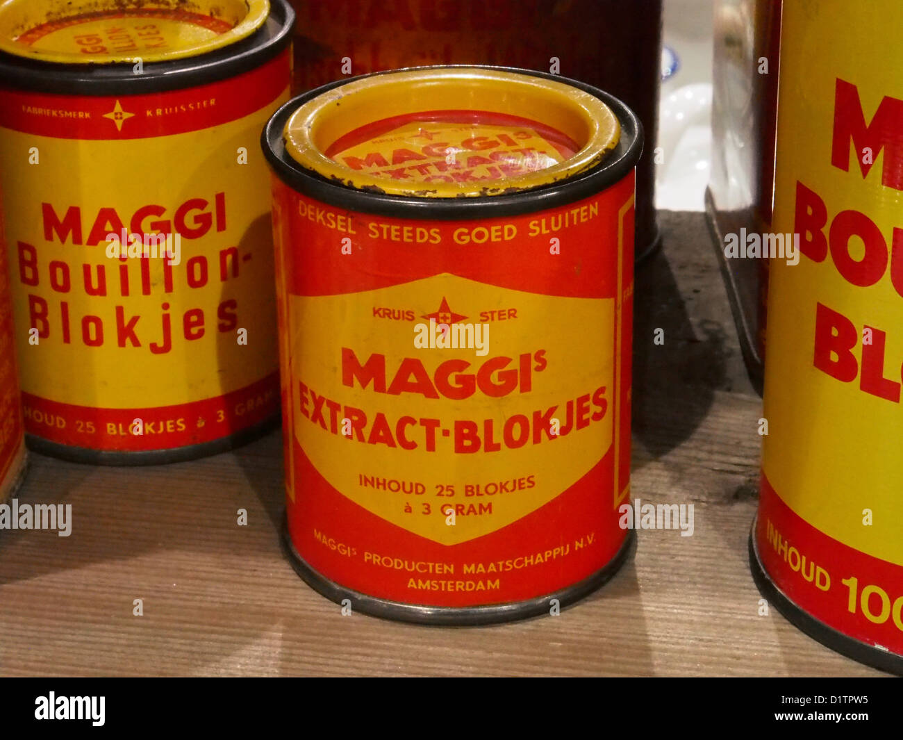 Maggi bouillon blokjes hi-res stock photography and images - Alamy