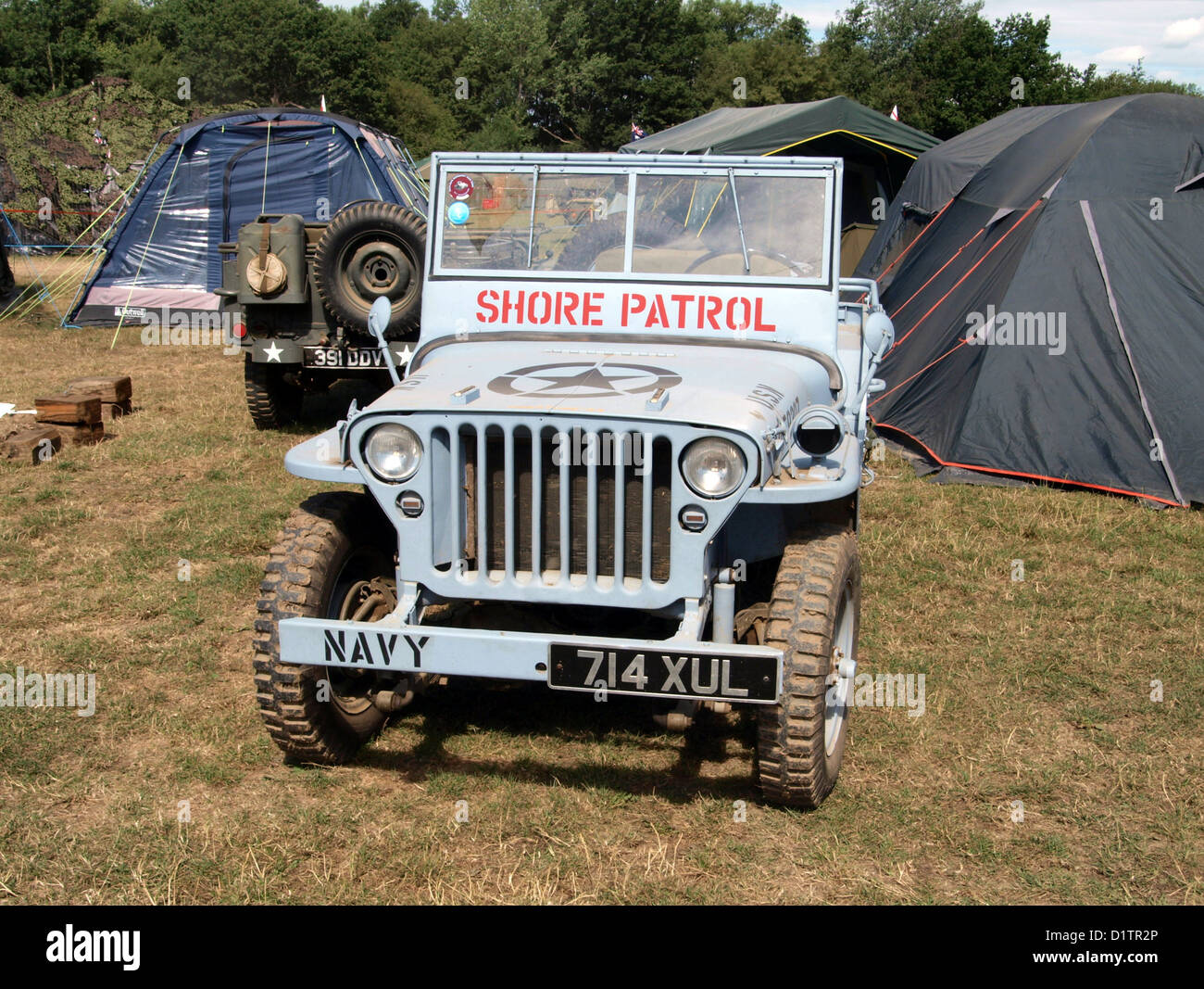 The Willys MB and Ford GPW are iconic military vehicles, commonly ...