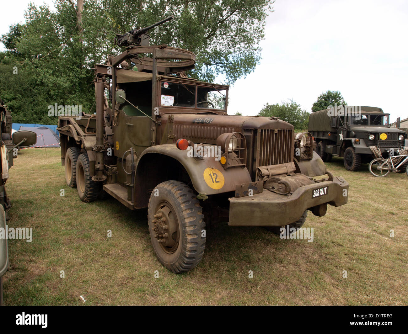 Heavy wrecker hi-res stock photography and images - Alamy