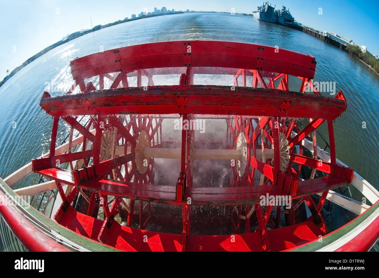 Mississippi river steamboat hi-res stock photography and images - Alamy