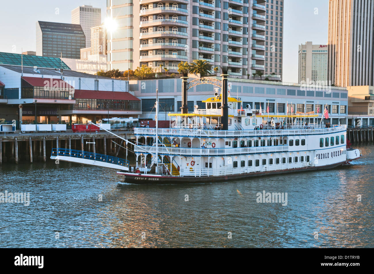 Cruise ship and french quarter dock hi-res stock photography and images ...