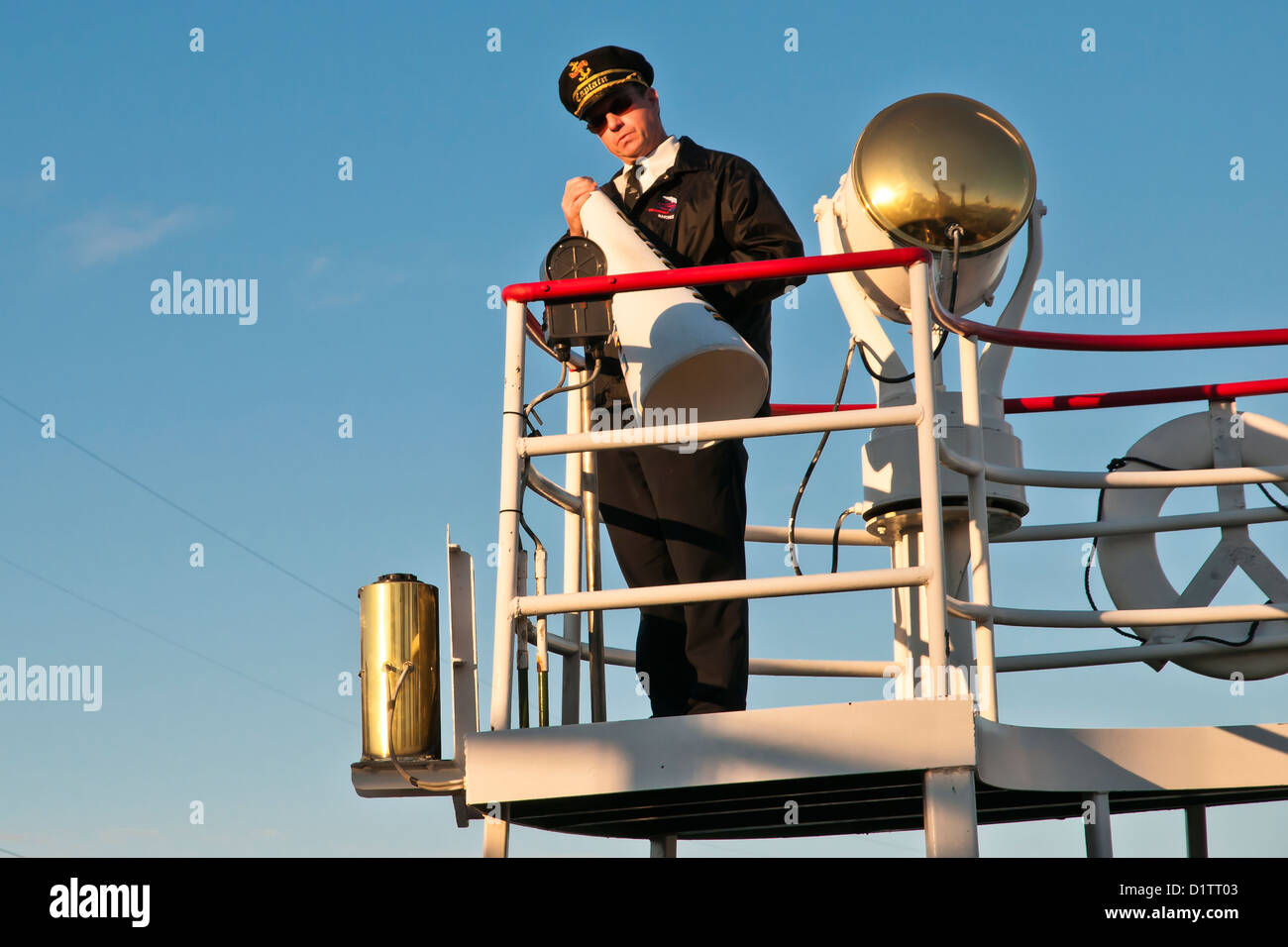 Cruise ship captain welcome hi-res stock photography and images - Alamy