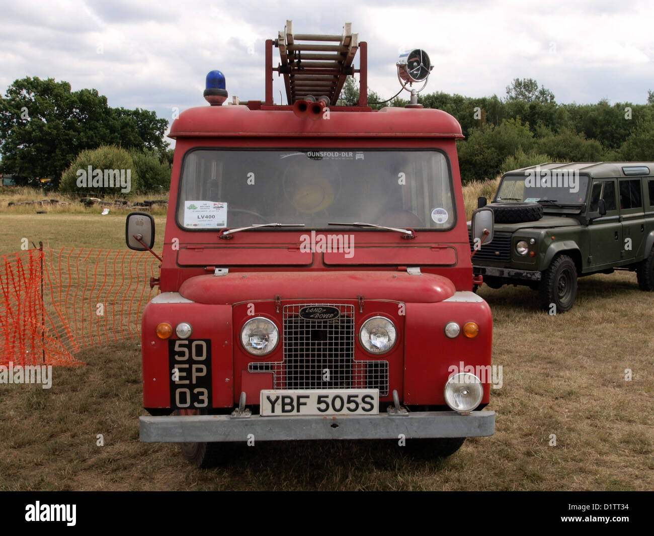 Land rover 109 hi-res stock photography and images - Alamy