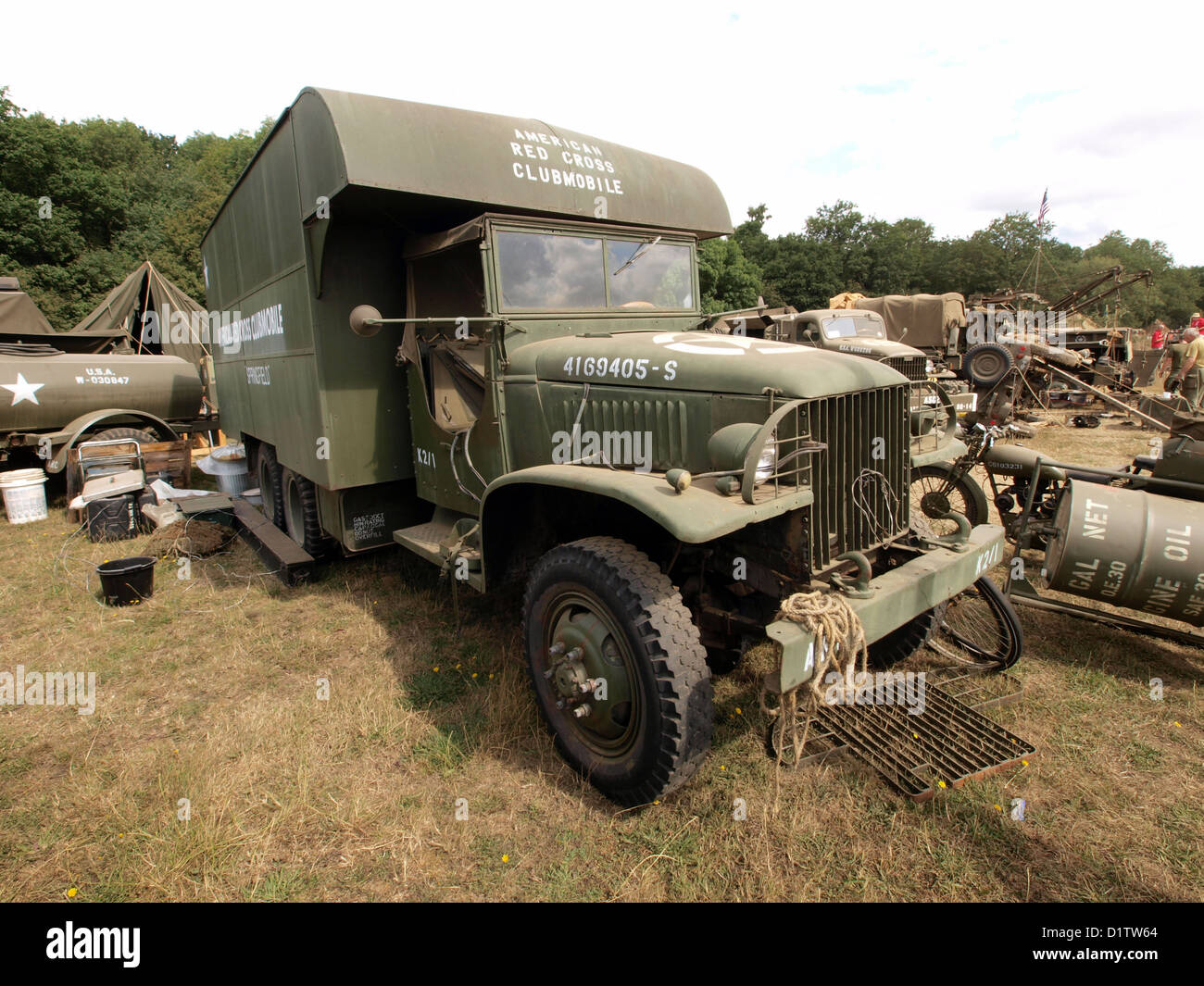 Gmc 6x6 us army hi-res stock photography and images - Alamy