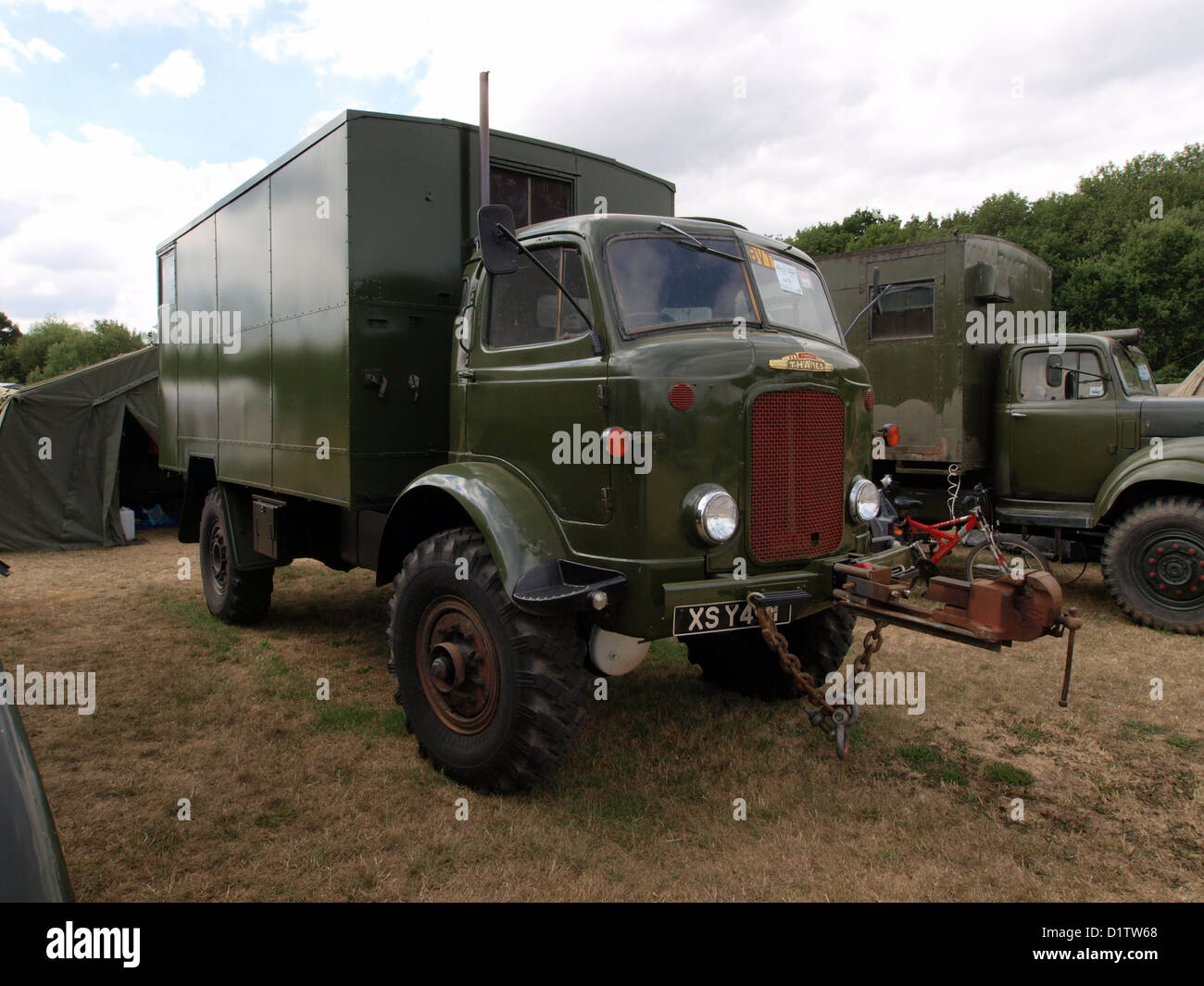Fordson thames truck hi-res stock photography and images - Alamy