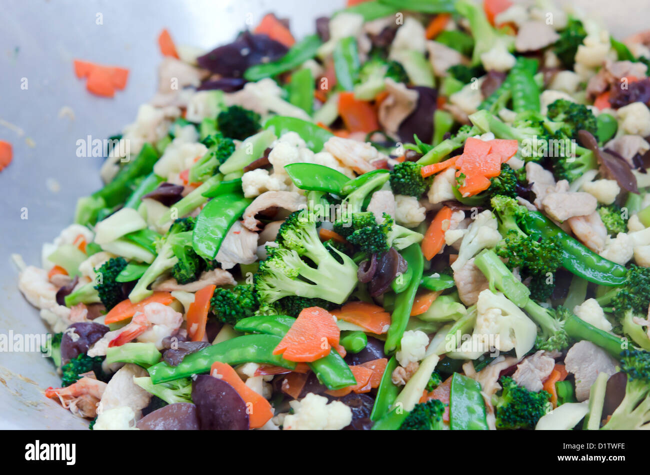pan of stir fried mix vegetables , shrimp and pork Stock Photo - Alamy