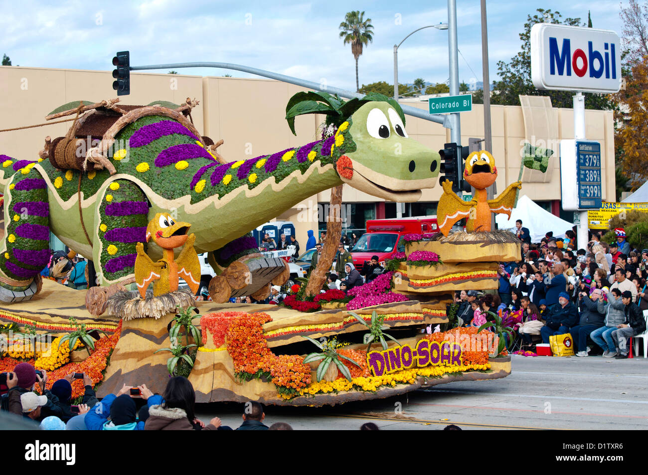 124th rose parade hi-res stock photography and images - Alamy