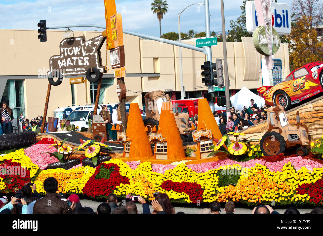 Disneyland rose hi-res stock photography and images - Alamy