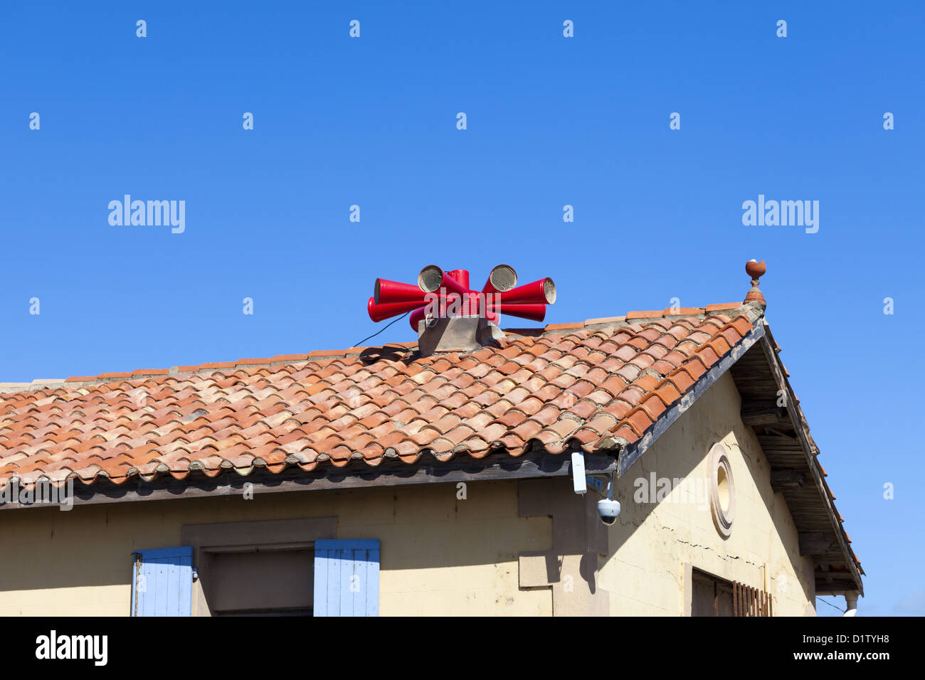 Fire siren hi-res stock photography and images - Alamy