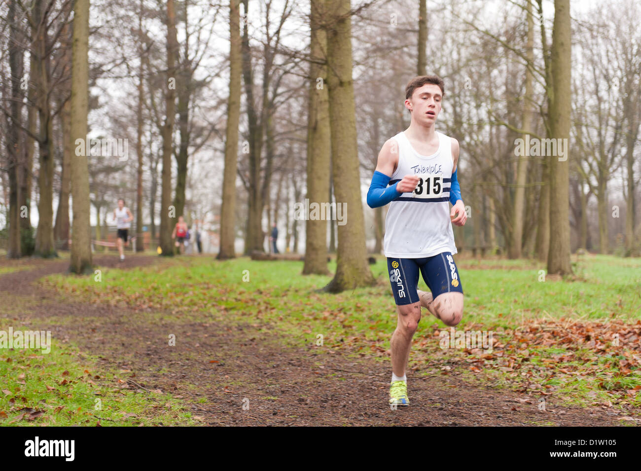 Cross country kent athletics team hi-res stock photography and images ...