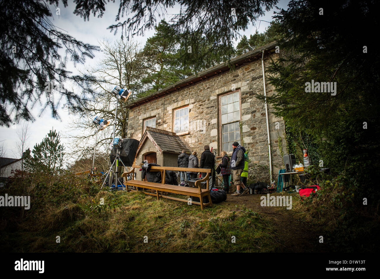 Crew filming on location hi-res stock photography and images - Alamy