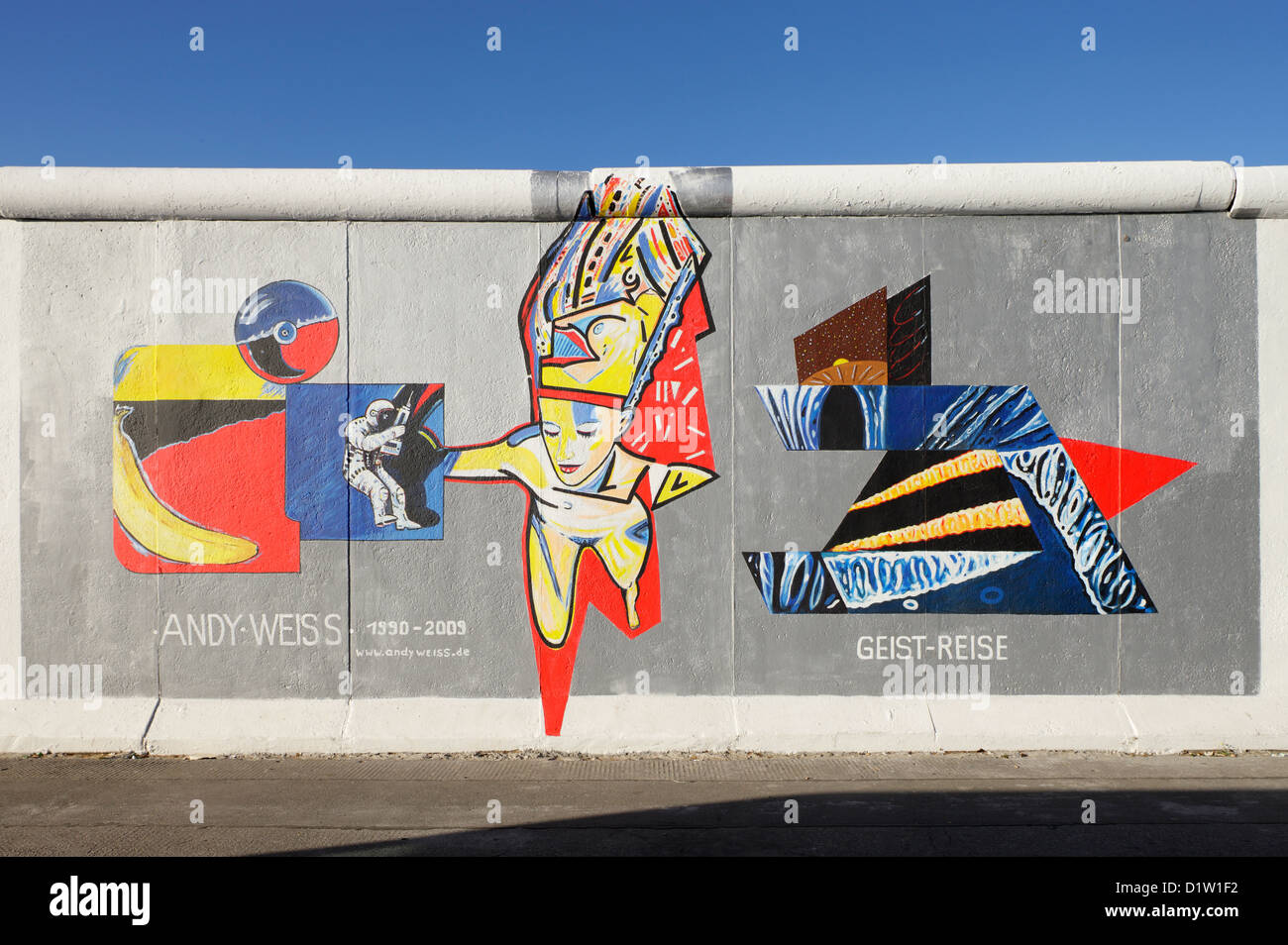 Berlin, Germany, GHOST TOUR by Andy White of the renovated East Side ...