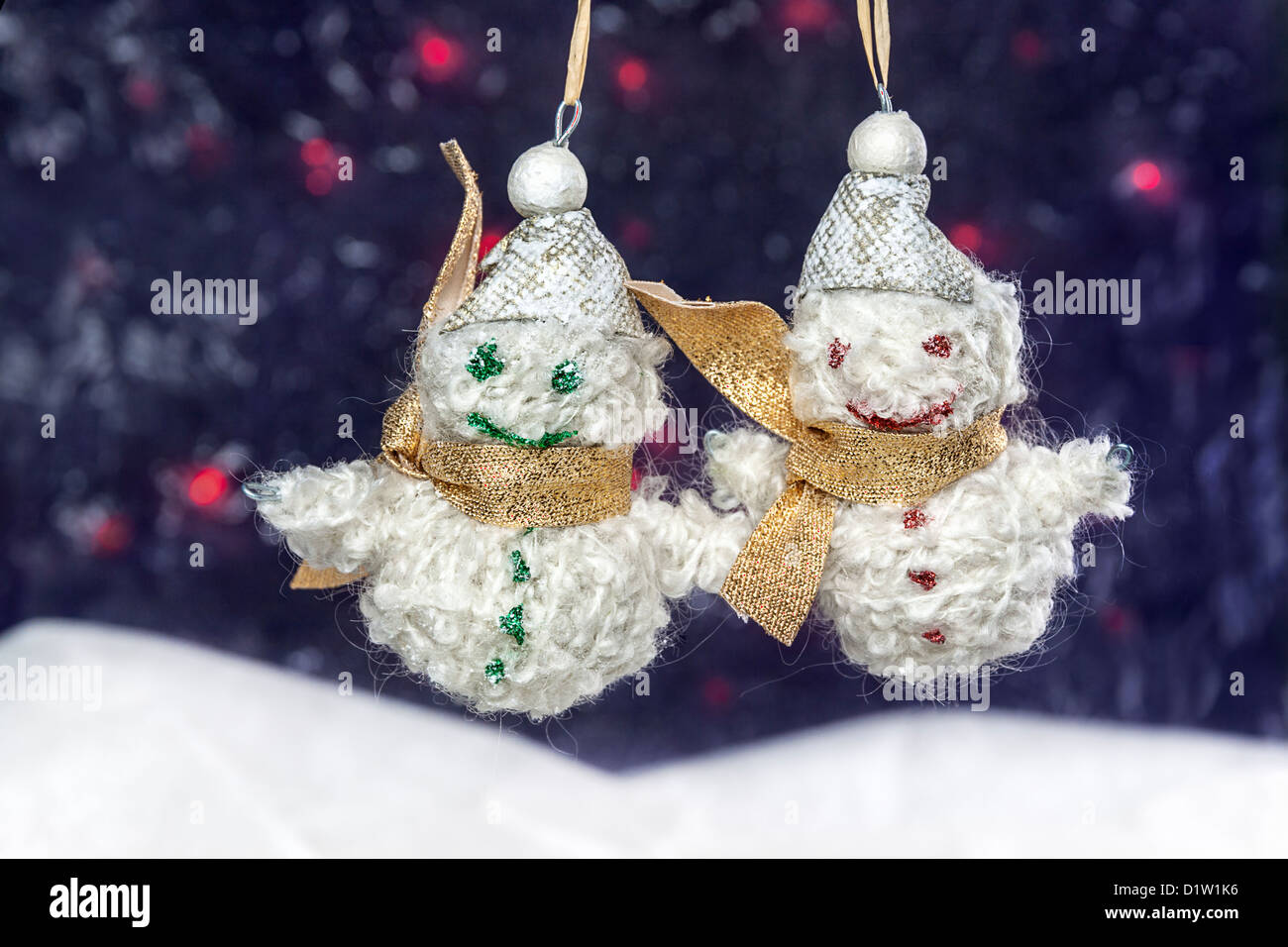 Happy snowmen hi-res stock photography and images - Alamy