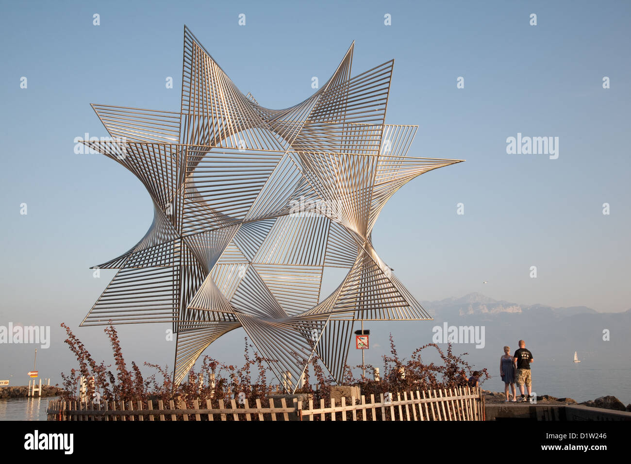 Ouverture au Monde - Opening to the World Sculpture; Angel Duarte ...
