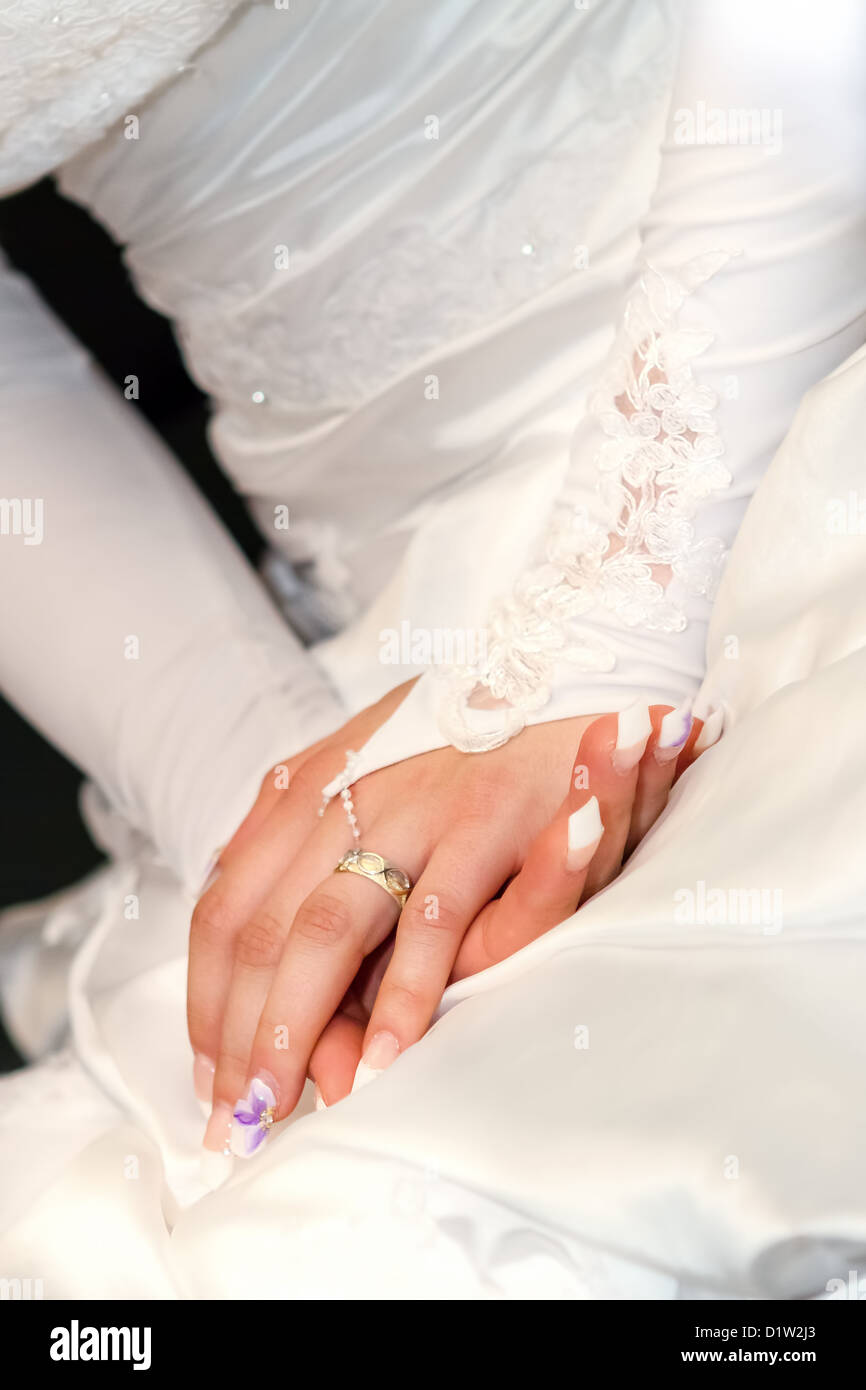 Wedding Day Bride hands With Rings Stock Photo - Alamy
