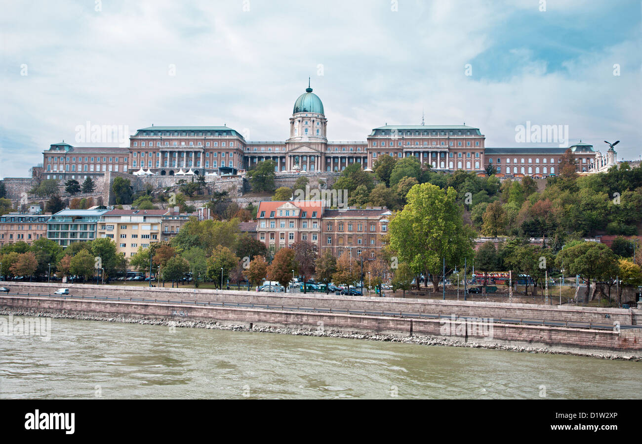Budapest danube castle hi-res stock photography and images - Alamy