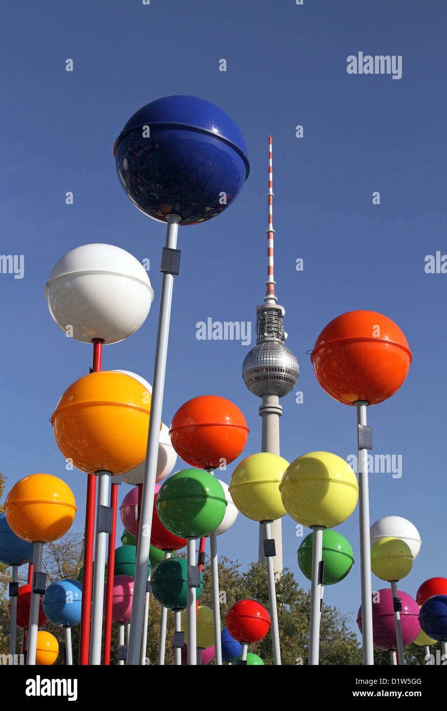 Map berlin pins hi-res stock photography and images - Alamy