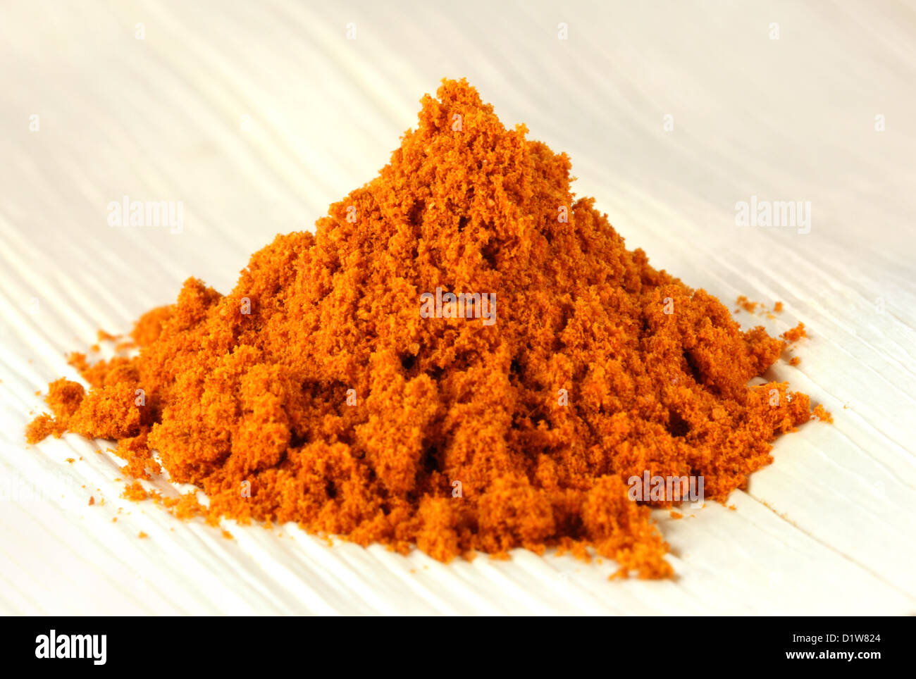 Pile of ground peppers Stock Photo - Alamy