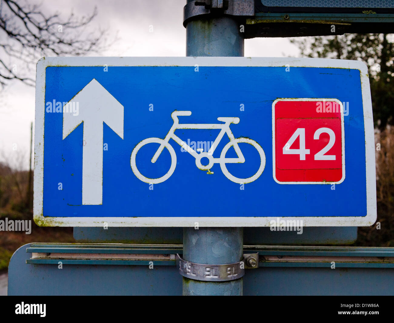 Road sign showing direction for national cycle route 42 - Old Hereford ...