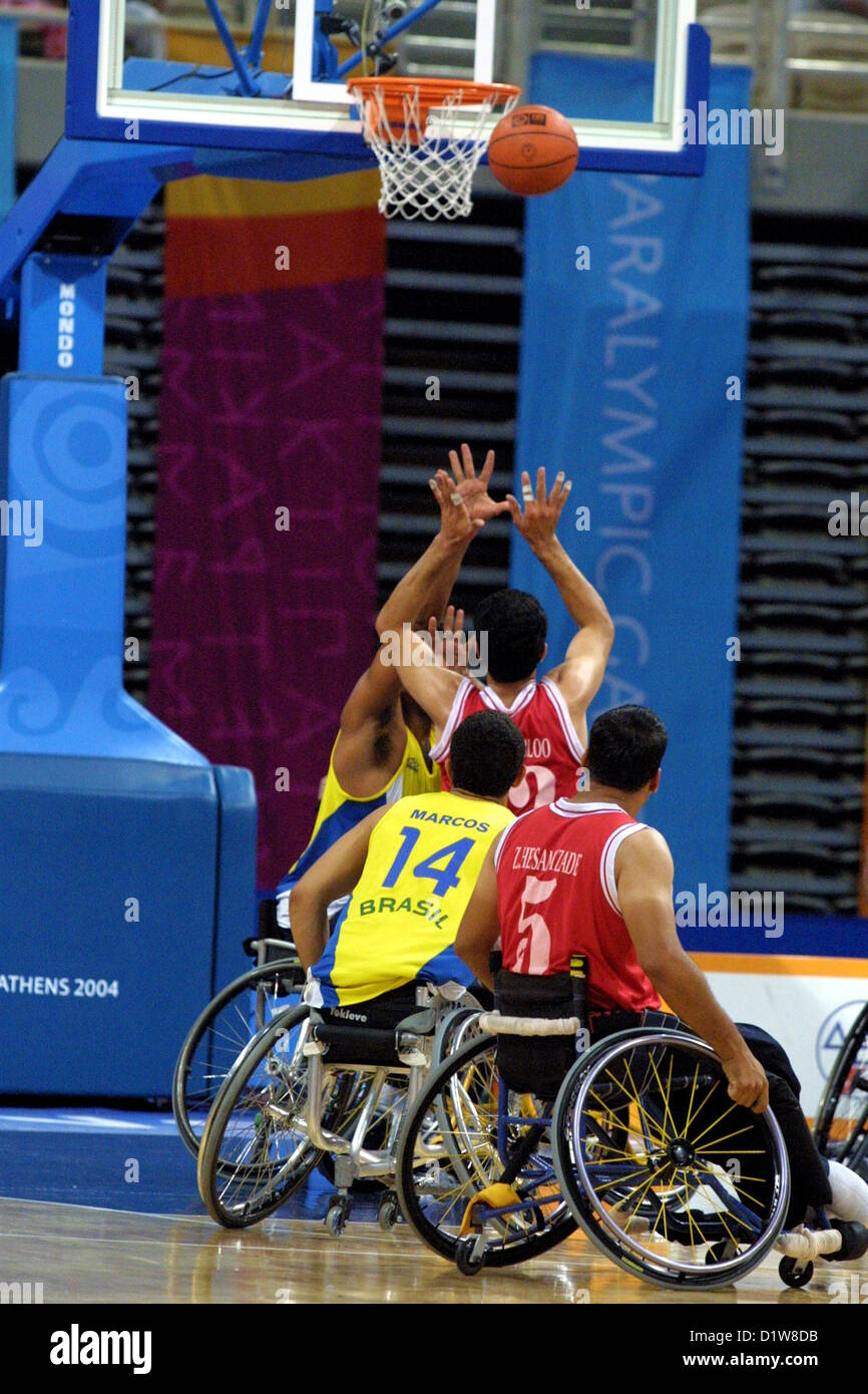 wheelchair basketball, Athens Paralympic Games, 2004 Stock Photo - Alamy
