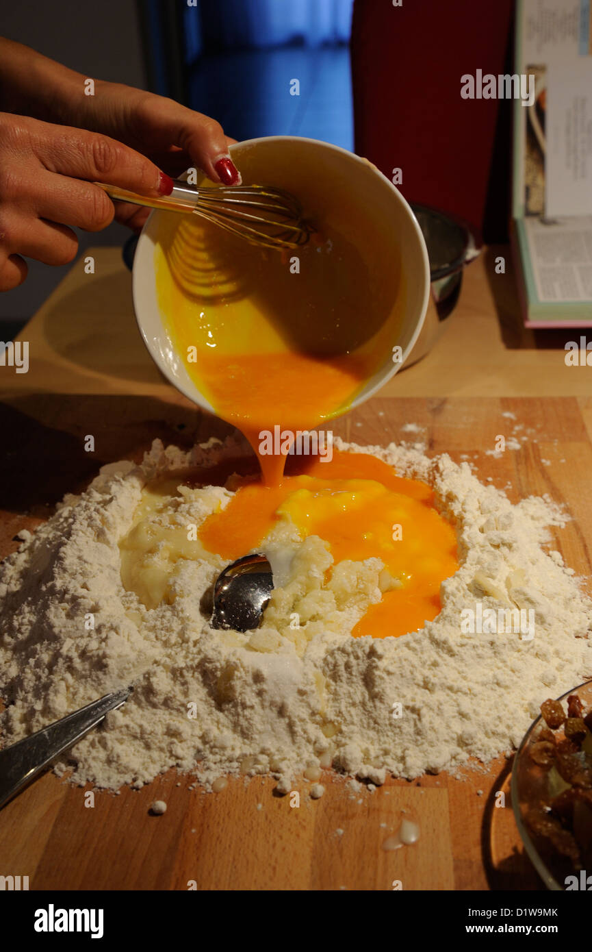 The making of a traditional dish of the italian cuisine Stock Photo - Alamy