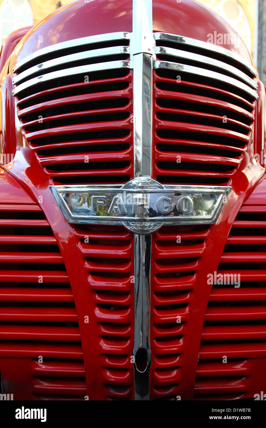 Vintage chevrolet grill hi-res stock photography and images - Alamy