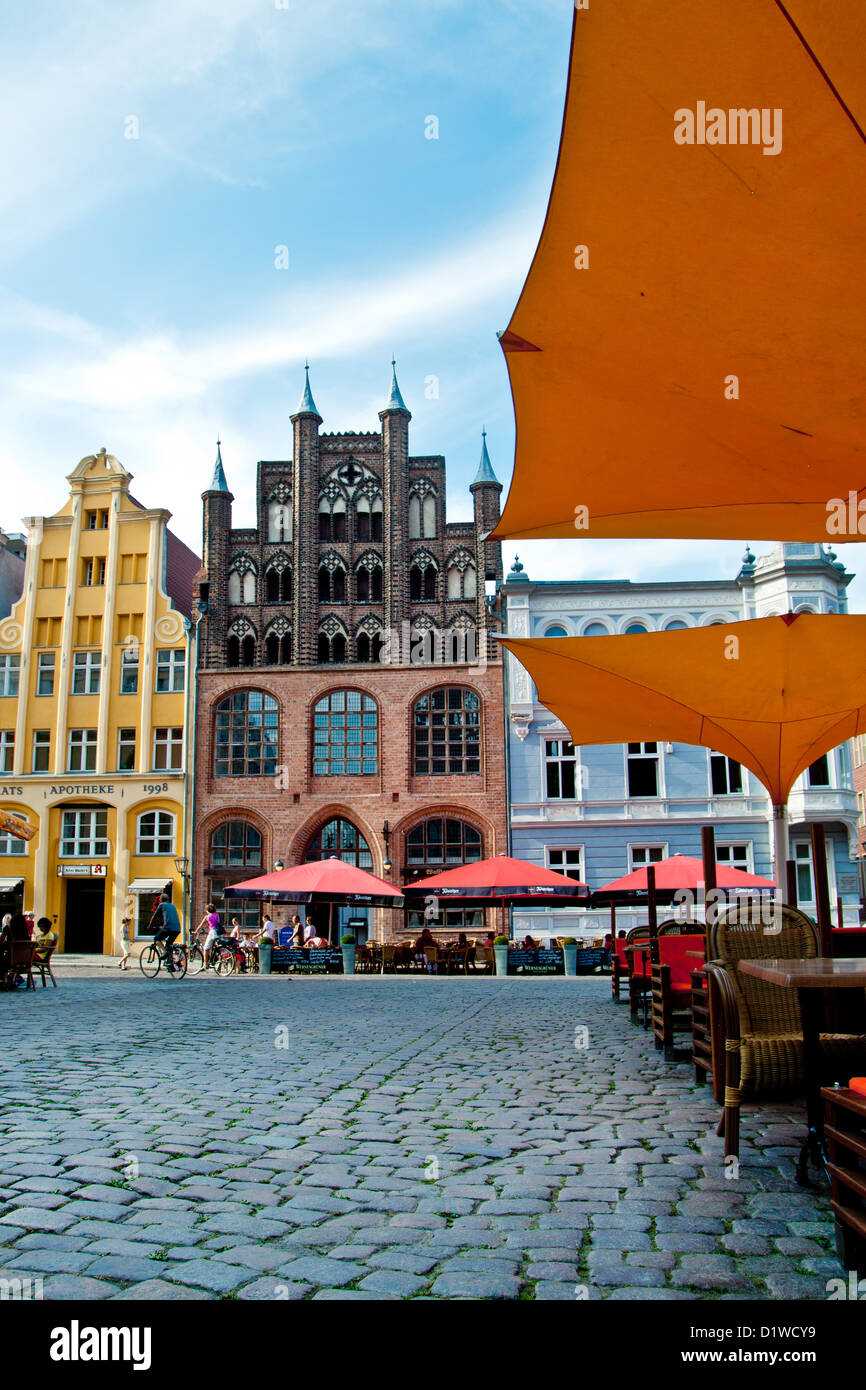 Alter markt cafe hi-res stock photography and images - Alamy