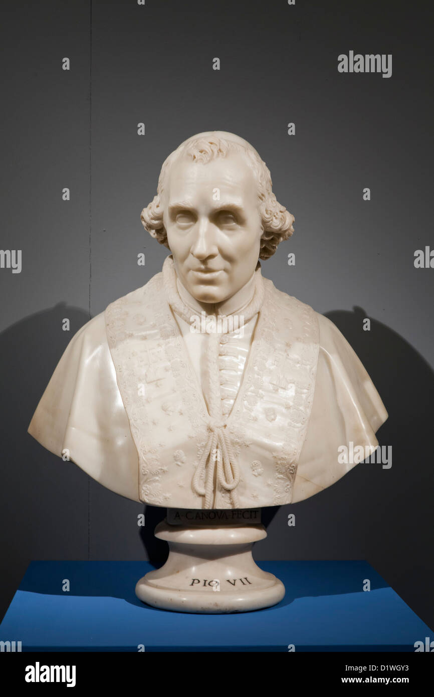 Marble bust of Pope Pius VII by Antonio Canova. Exhibition on Antonio ...