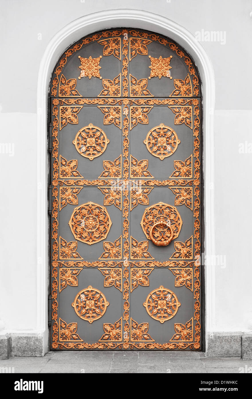 Antique old church door with gold ornaments Stock Photo - Alamy