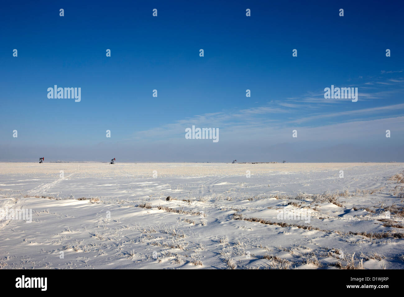 Oilfields hi-res stock photography and images - Alamy
