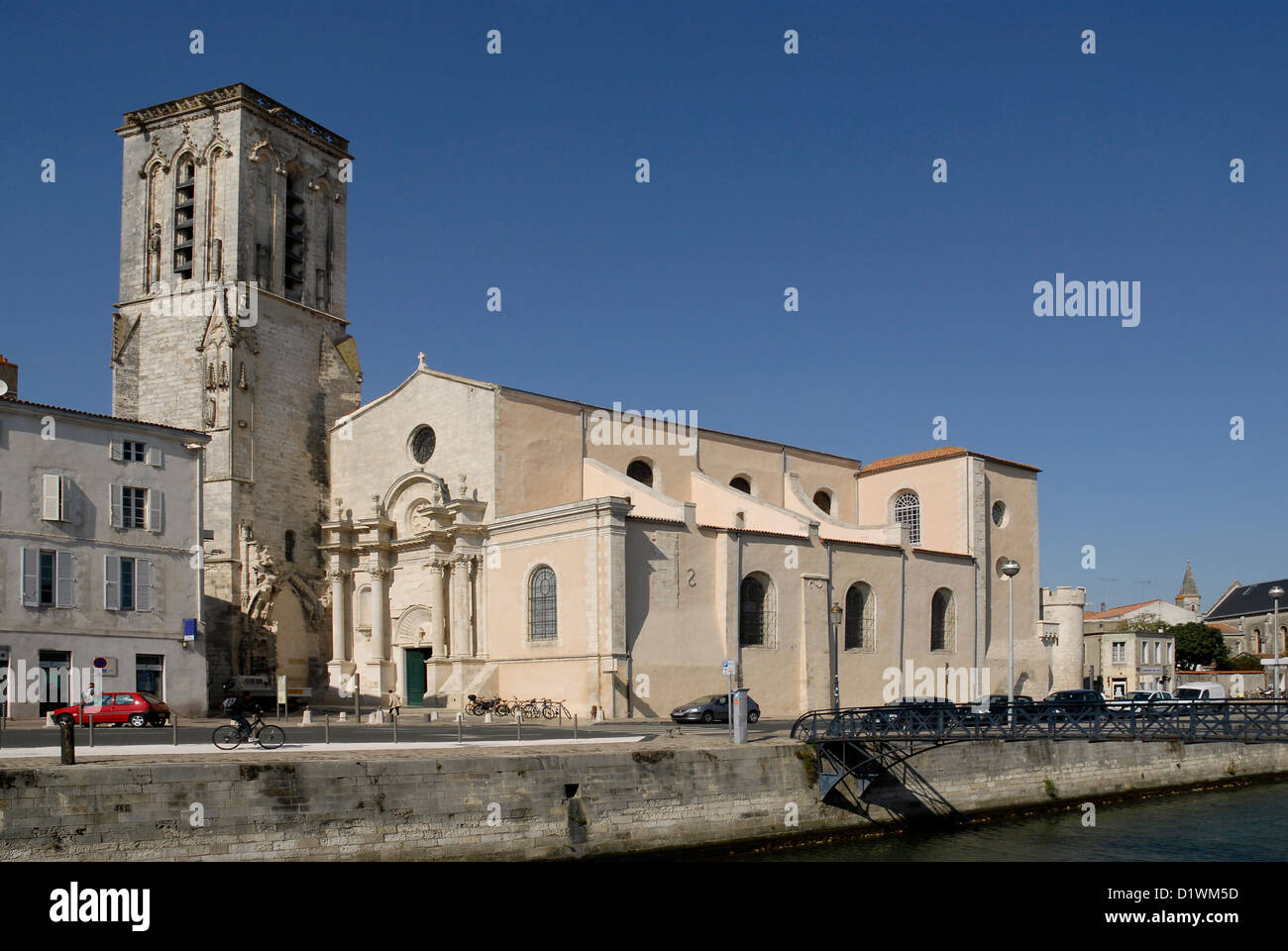 La rochelle france street hi-res stock photography and images - Alamy