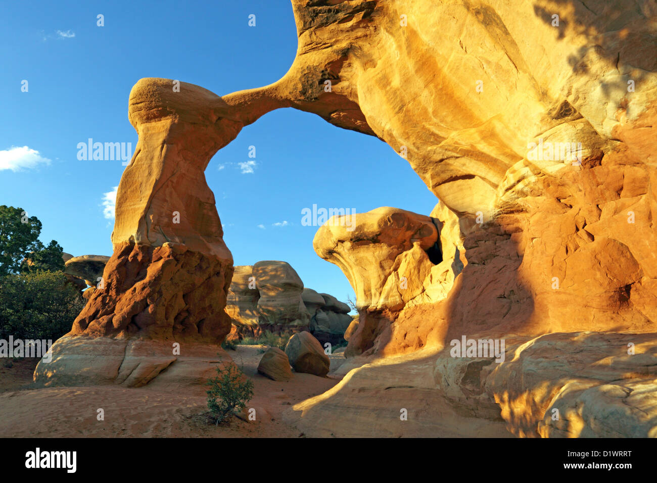 Metate Arch, Devils Garden, Hole-in-the-rock Road, Grand Staircase ...