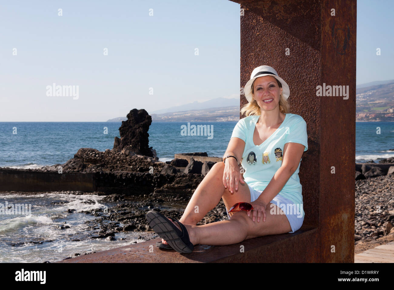 Bev Lyons journalist with the Scottish Daily Record in Tenerife, Canary ...