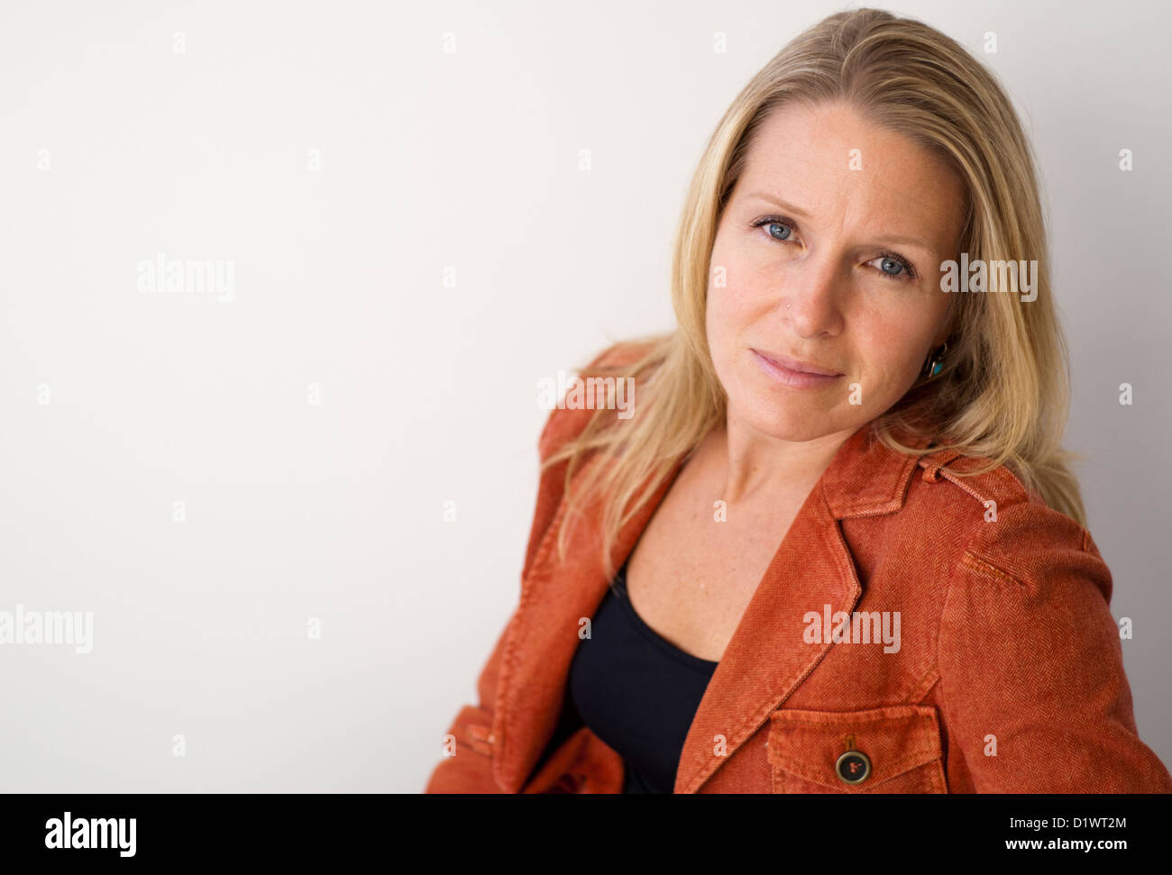 Look direct hi-res stock photography and images - Alamy