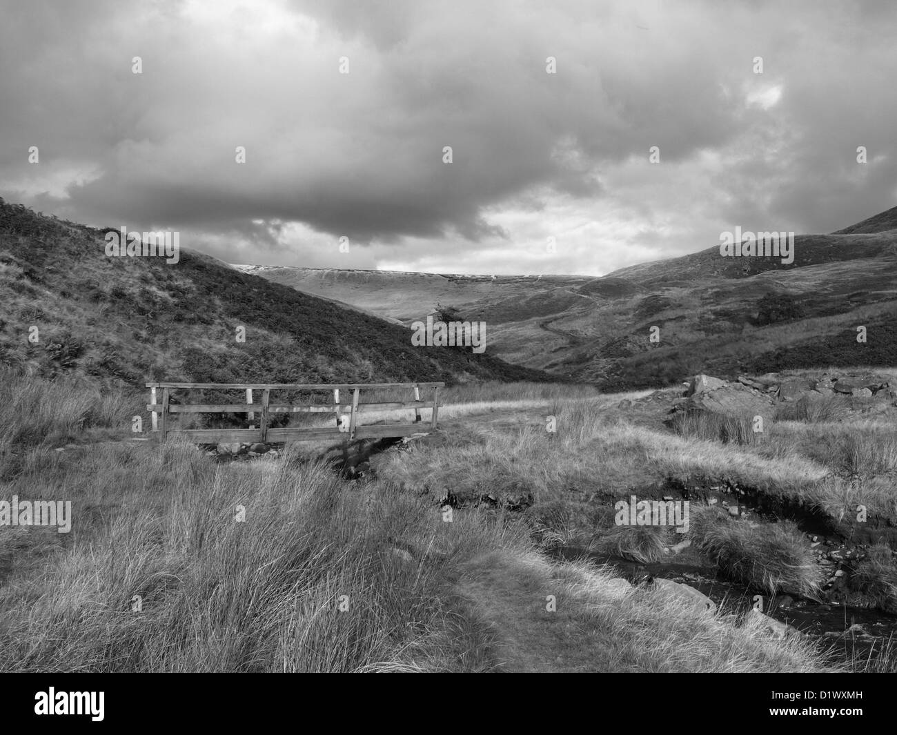 Bridge in Peak District Stock Photo - Alamy