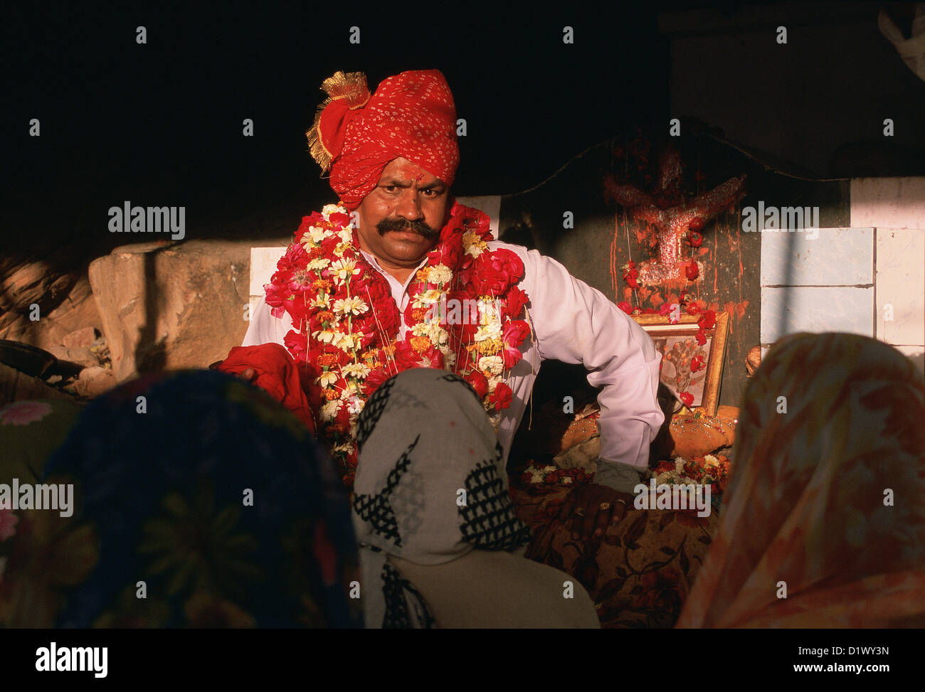 Hindu traditional healer ( India Stock Photo - Alamy