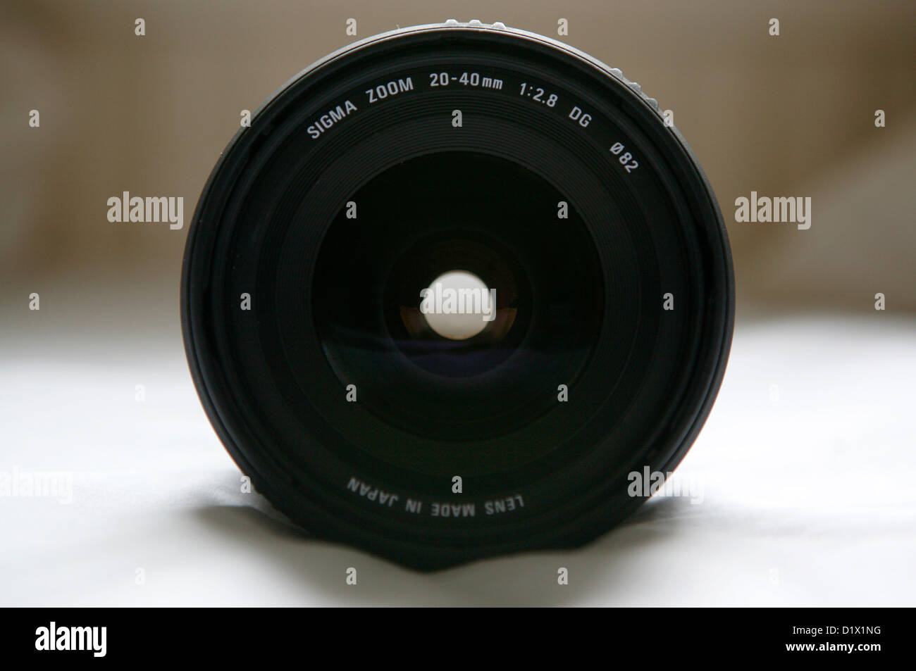 Sigma lens hi-res stock photography and images - Alamy
