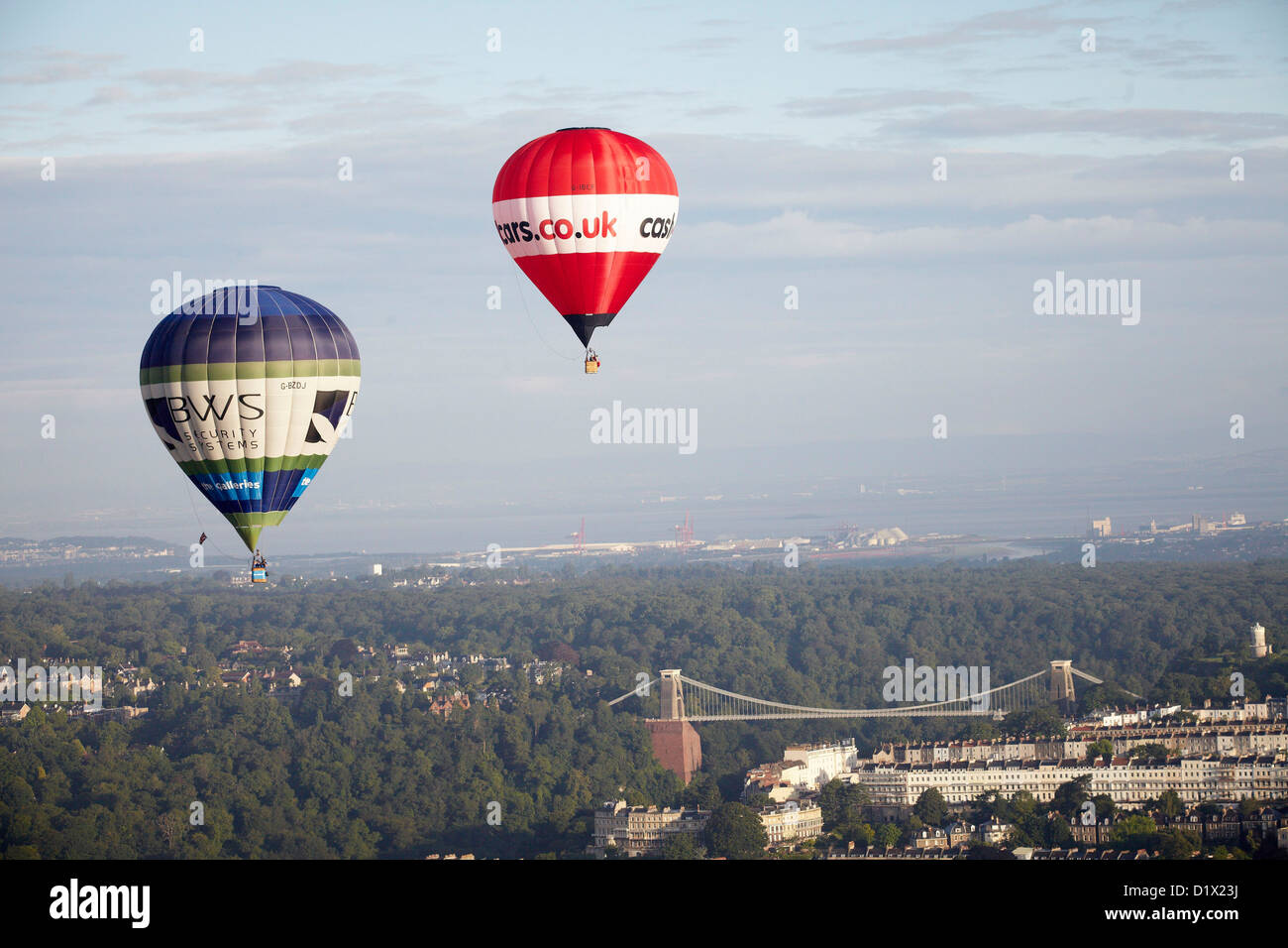 Hot Air Balloon Flights over Bristol Stock Photo - Alamy
