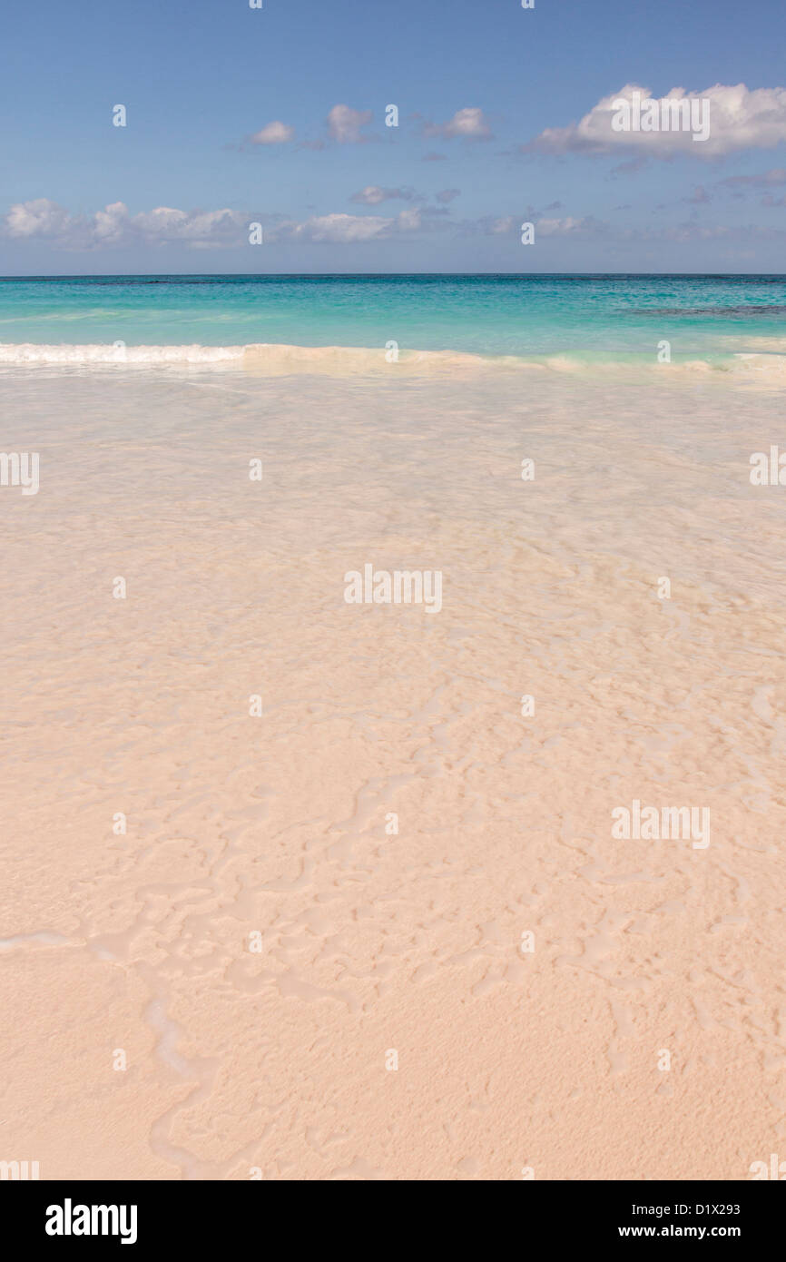 Harbour island the bahamas sand hi-res stock photography and images - Alamy